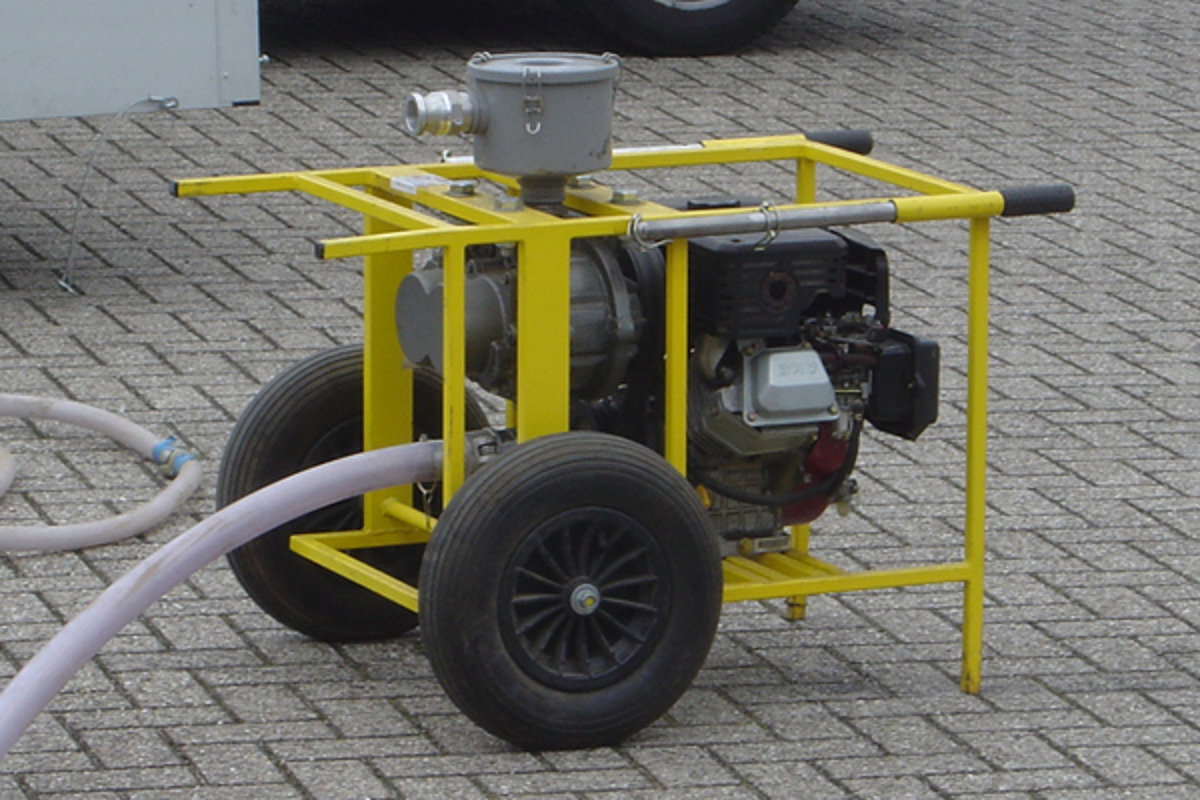 Rotor blade support- and lifting bag